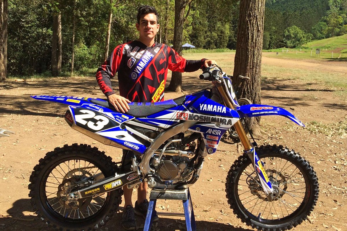 Fresh faces feature in 2016 Serco Yamaha line-up | MotoOnline.com
