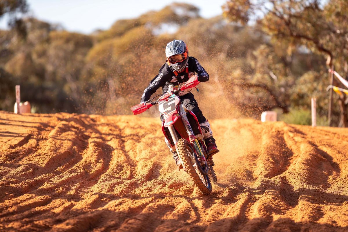 Hattah podium and class win mark Semmens arrival | MotoOnline.com