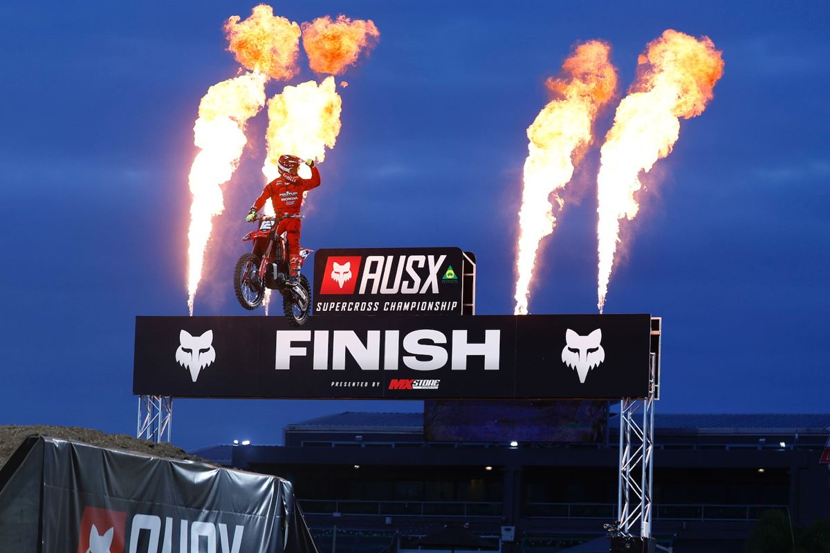 Redcliffe redemption as McElrath rebounds for AUSX win - MotoOnline.com.au