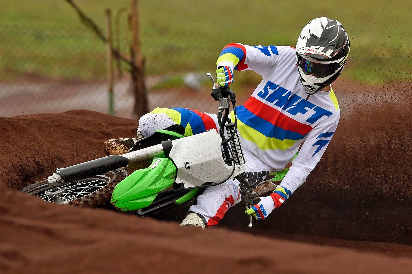 Impression: 2017 Shift MX WHIT3 Label gear set | MotoOnline.com
